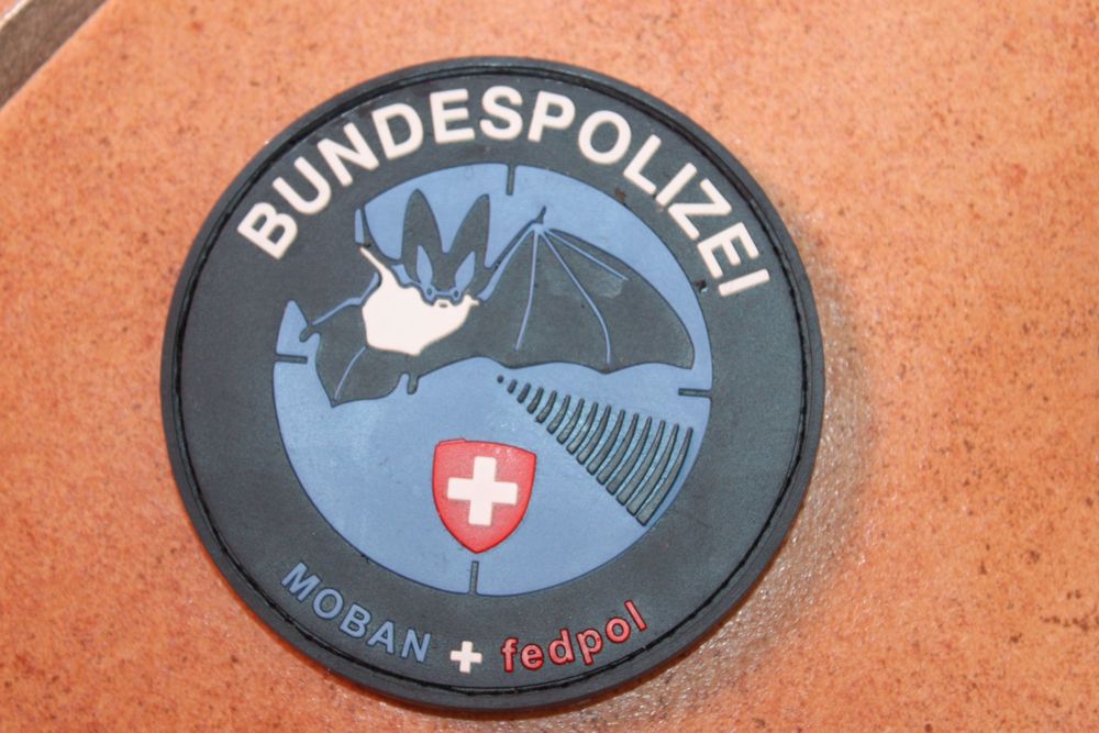 badge de la police fédéral suisse Fedpol + MOBAN | Kaufen auf Ricardo