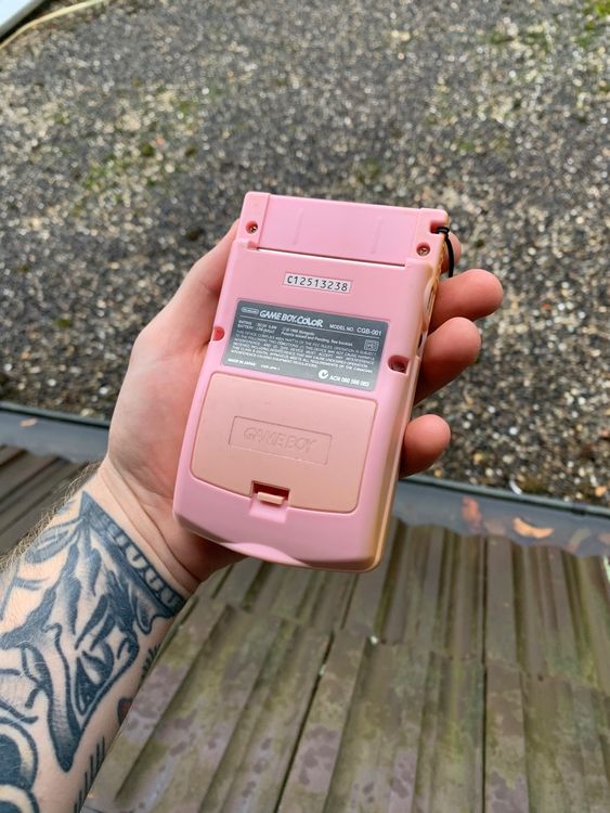 Gameboy Color Hello Kitty Limited Edition Rare | Kaufen auf Ricardo