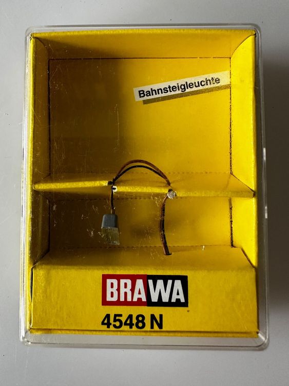 BRAWA 4548 N- Spur Bahnsteigleuchte (Gebraucht) in Abtwil SG für CHF 14 ...