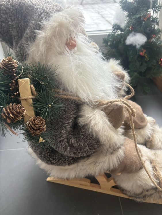 Weihnachtsmann auf Schlitten , NP 139 CHF (Neu (gemäss Beschreibung ...