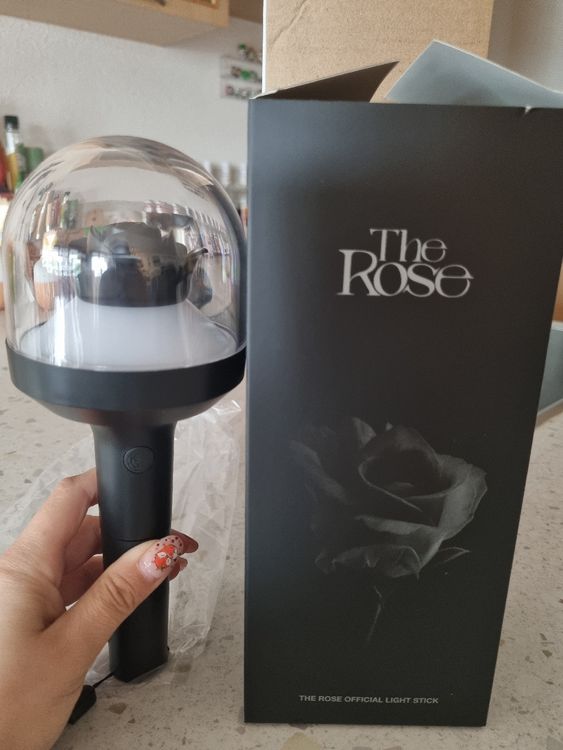 lightstick The Rose (Neuf avec emballage d'origine) à Collombey pour ...