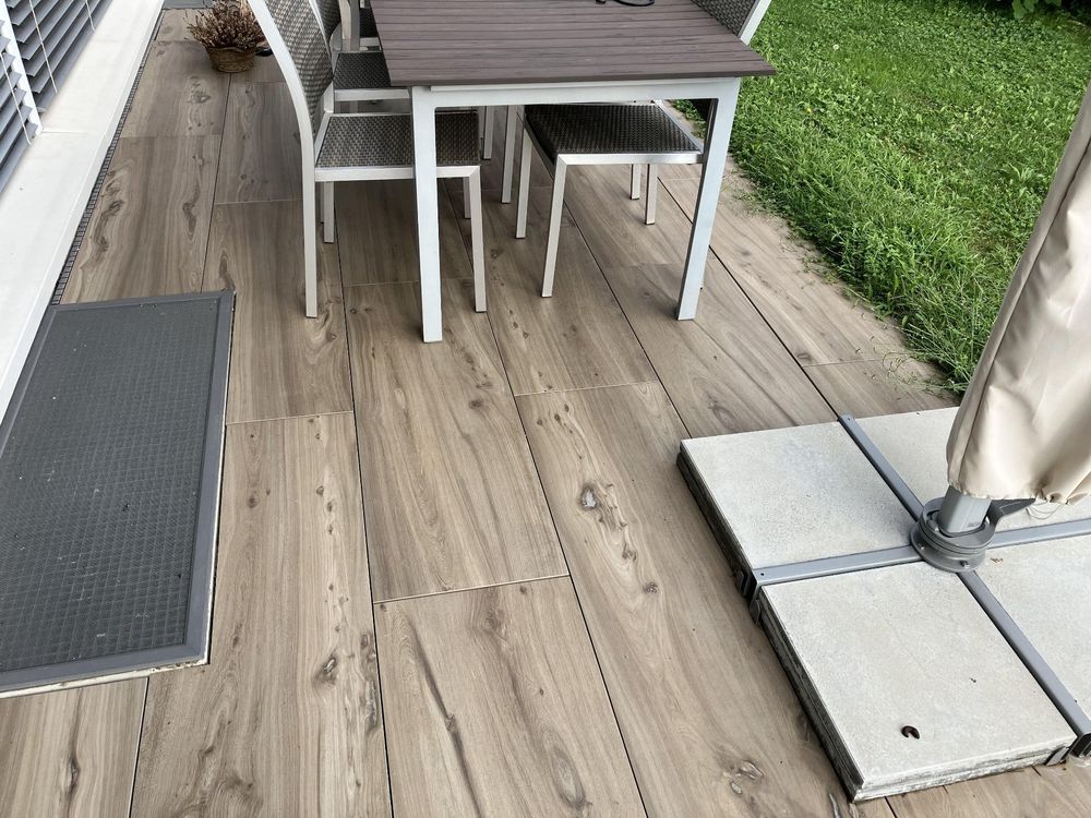 Neue Gartenplatten in Holzoptik - Hochwertige Qualität (Neu (gemäss ...