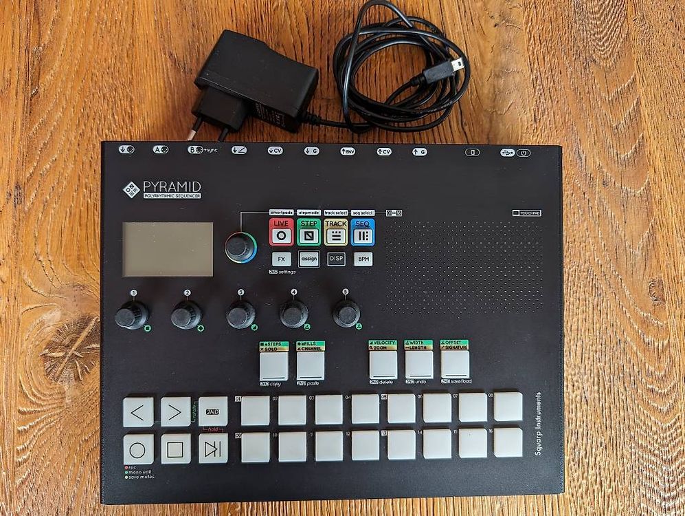 Squarp Pyramid MK1 - Midisequencer inkl. Decksaver (Gebraucht) in ...