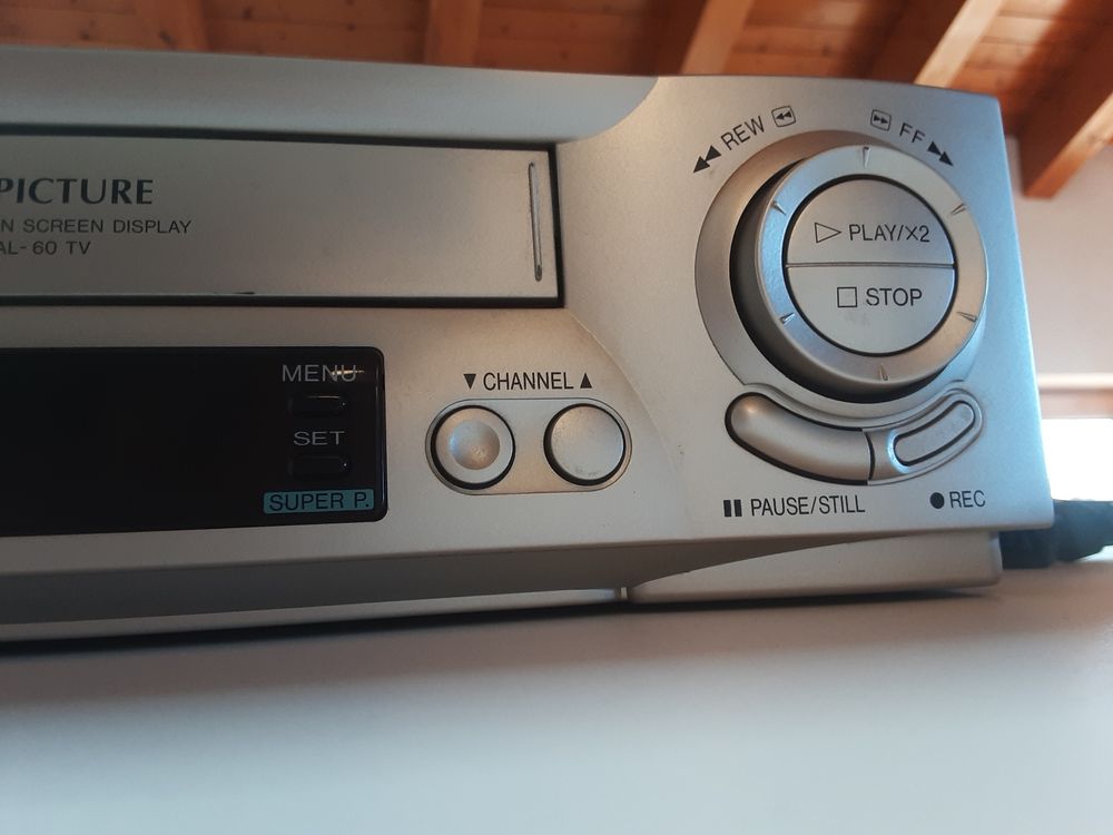 Videorecorder VHS Sharp | Kaufen auf Ricardo