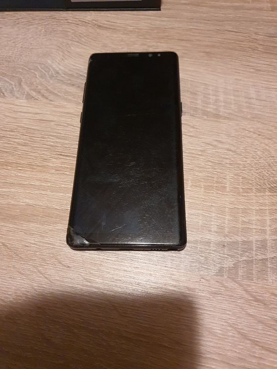 Samsung Galaxy note8 (Defekt) in Rosshäusern für CHF 9 – mit Lieferung auf Ricardo kaufen