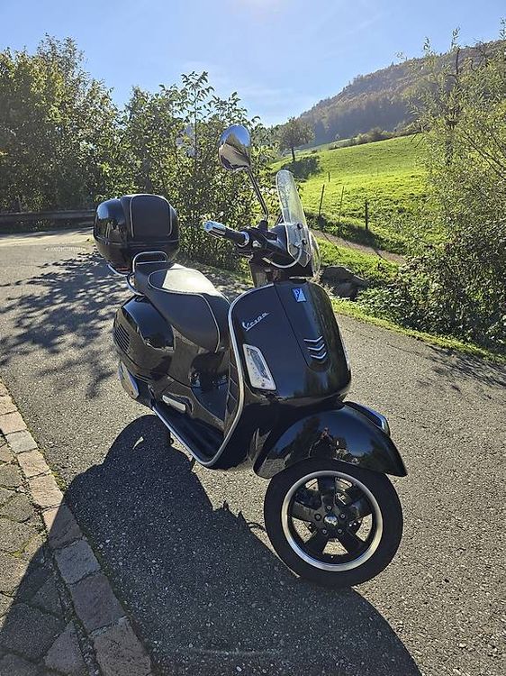 Piaggio Vespa GTS Super 125, frisch ab MFK, top Zustand (Gebraucht) in Arisdorf für CHF 3500 ...