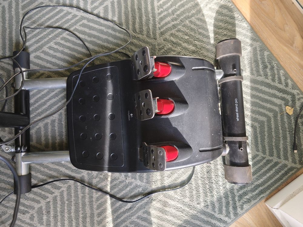 Logitech G27 racing wheel, pedal and shifter + Wheel Stand (Gebraucht ...