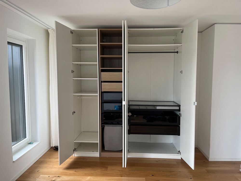 PAX Kleiderschrank System IKEA - 4 Modulen mit Türe (Gebraucht) in ...