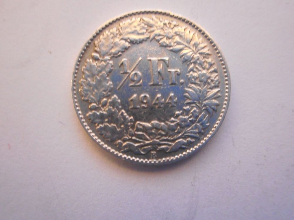 50 Rp. 1944 silber (Gebraucht) in Kriegstetten für CHF 1.7 – mit Lieferung auf Ricardo kaufen