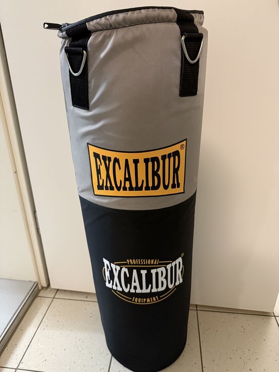 Excalibur Boxsack, neuwertig, ideal fürs Heimtraining (Neu (gemäss ...