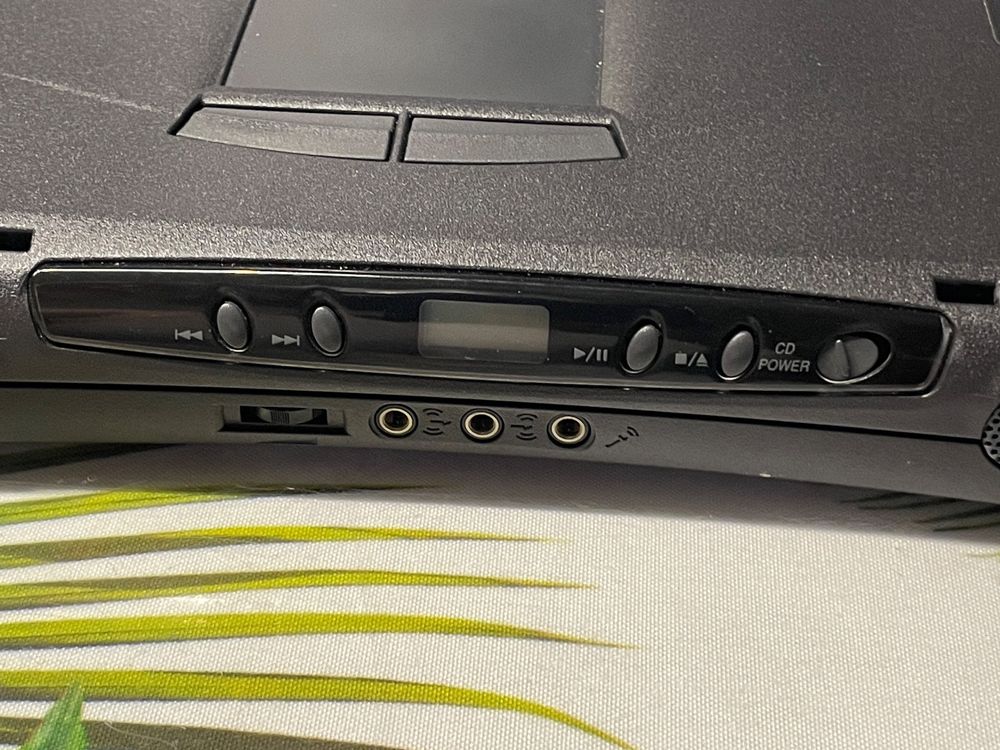 Laptop WIN98 SE pour du rétrogaming | Kaufen auf Ricardo