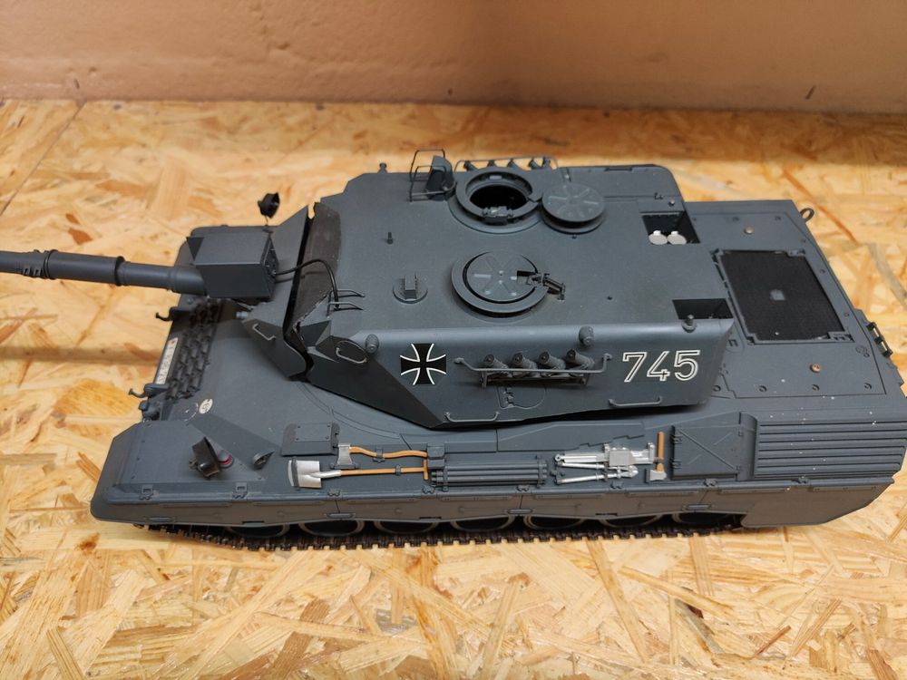 Tamiya Rc Panzer Leopard 1:16 (Gebraucht) in Reichenburg für CHF 225 ...
