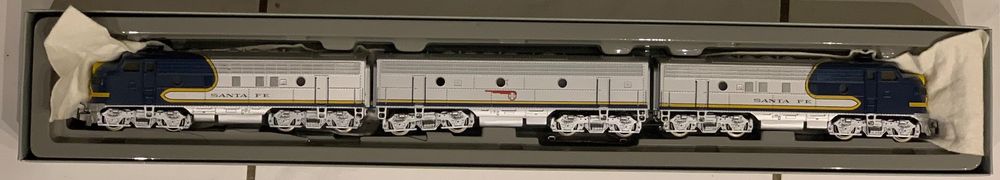 Märklin 3662 GM EMD F7 der Atchison,Topeka & SantaFe Railway (Neu ...