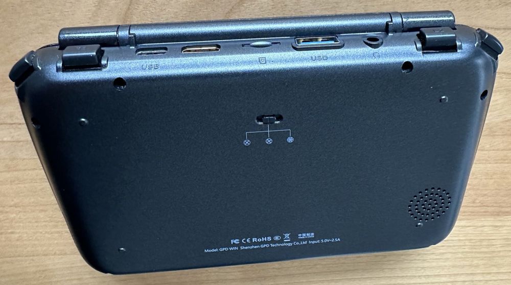 GPD Win Ultraportable Handheld Gaming PC / Windows 10 / OVP | Kaufen ...