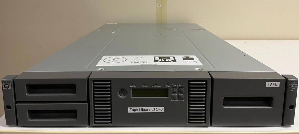 HP StorageWorks MSL2024 Tape Library mit LTO 6 Drive | Kaufen auf Ricardo