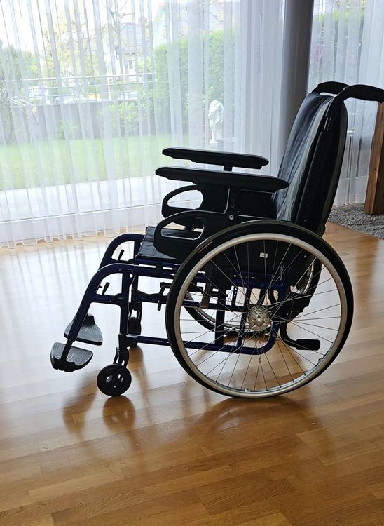 Küschall Compact Aktivrollstuhl faltbarer SB:42cm | Acheter sur Ricardo
