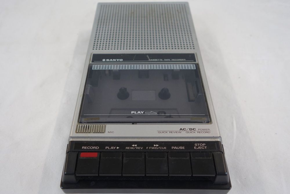 Sanyo Cassette Tape Recorder SLIM 3E (Gebraucht) in Basel für CHF 5 ...