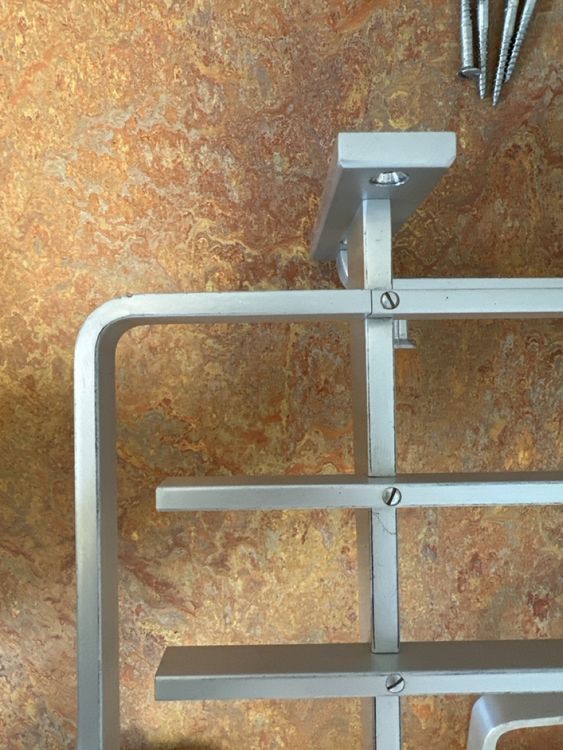 Modern Silver Wall Mounted Coat Rack With Shelf & Hooks (Gebraucht) in ...
