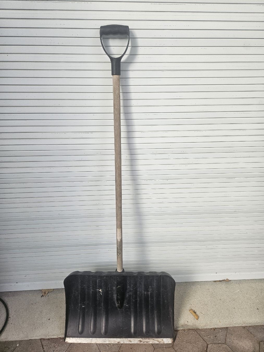 Snow Shovel - Be Ready For Winter - Used, Solid Tool (Gebraucht) in ...