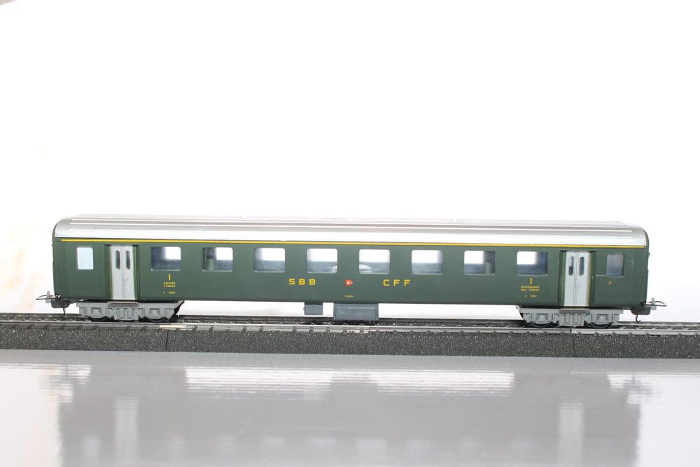 Lima - 2 wagons CFF verts - Un 1ère classe, un 2ème classe | Kaufen auf ...