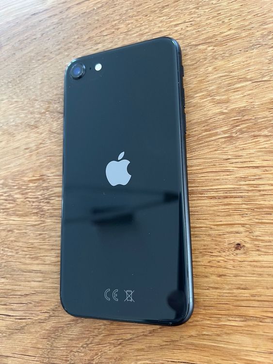Apple iPhone SE black 64GB (2020) (Gebraucht) in Zuchwil für CHF 226 ...