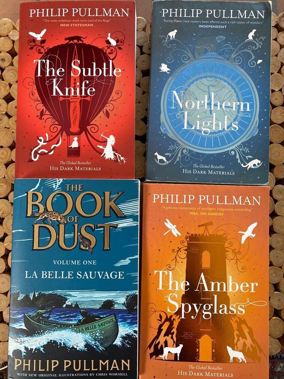 4 Like new Book collection- Philip Pullman (3/4 unread) (Neu (gemäss ...