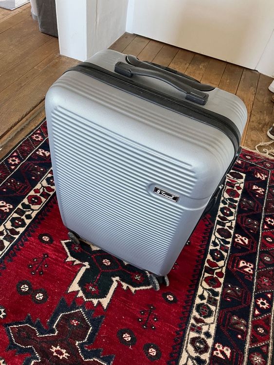 Leichter Rollkoffer (Gebraucht) in Arbon für CHF 46 – nur Abholung auf ...