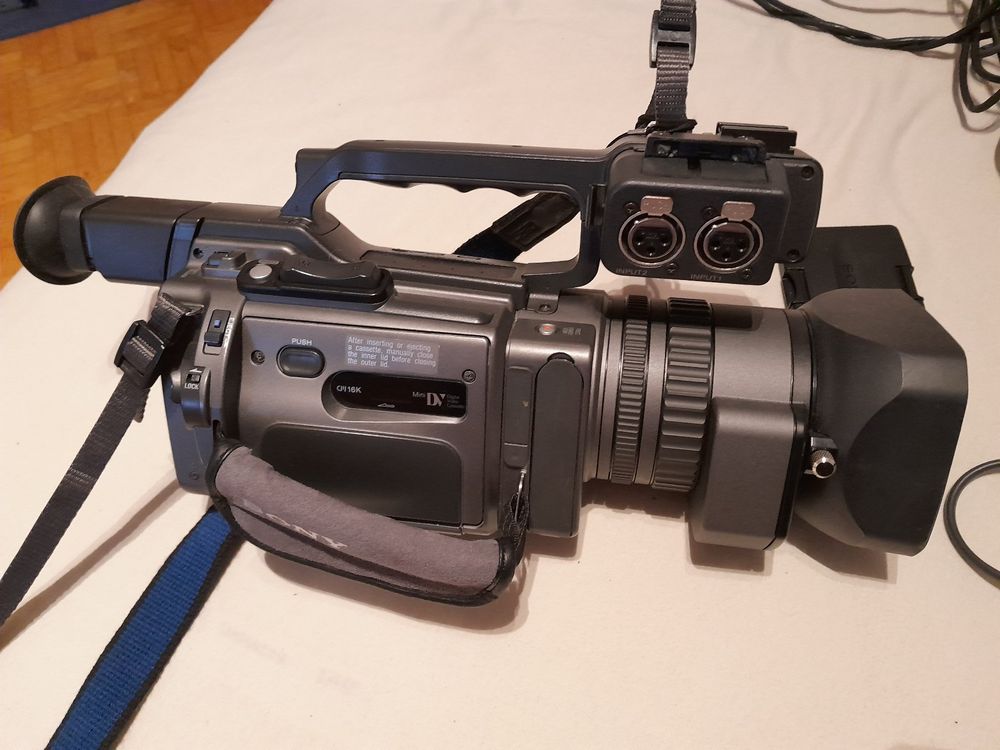 Sony DSR-PD150P Camcorder (Gebraucht) in Thun für CHF 64 – mit ...