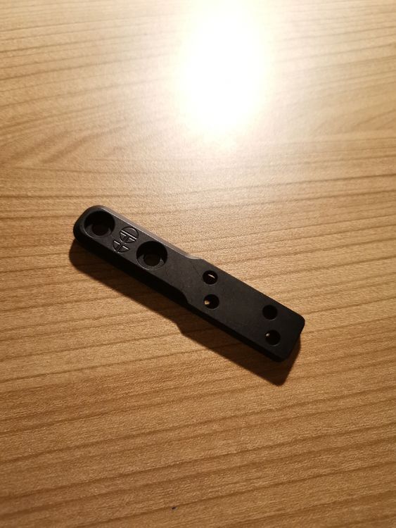 Cloud Defensive M-LOK Inline Light Mount Schwarz (Neu (gemäss ...