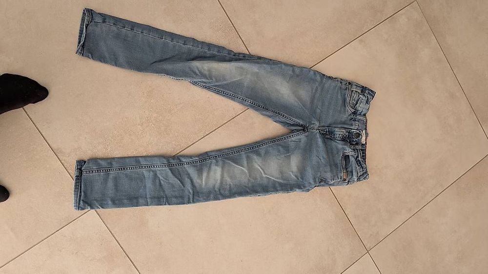 Kinder Jeans, Slim, Grösse 146, Top Zustand! (Gebraucht) in Zürich für ...