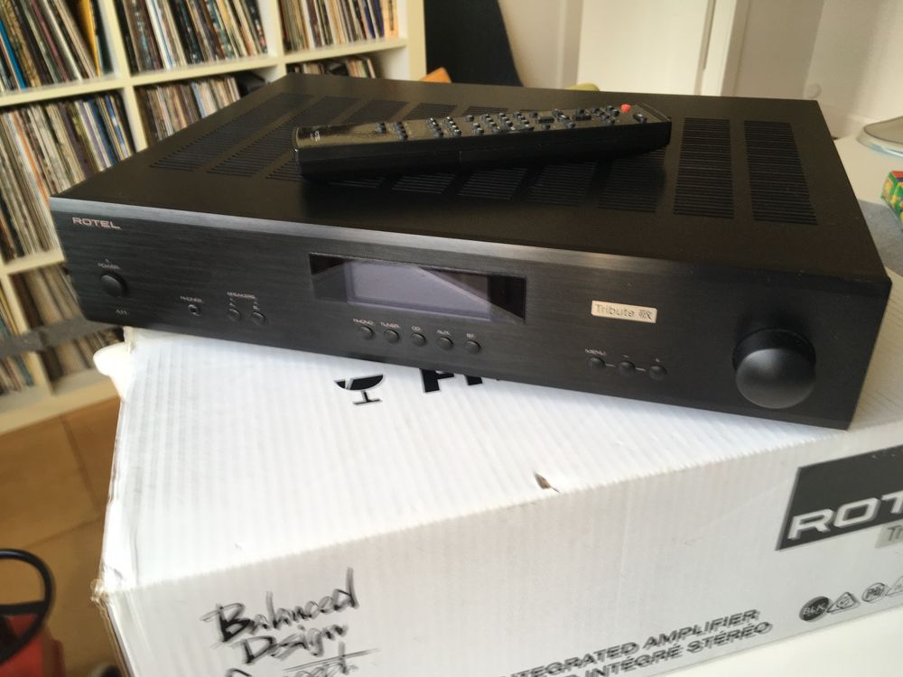 Rotel A11 Tribute (black) | Kaufen auf Ricardo