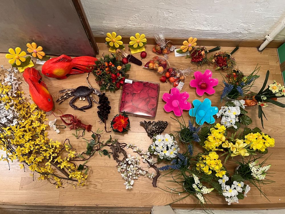 LOT Deko-Material Sommer/Frühling Blumen, Tiere… /// B270 (Gebraucht ...