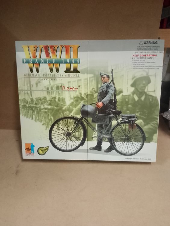WWII 1944 Wehrmacht mit Fahrrad in 1/6 Dragon No. 70155 (Neu und ...