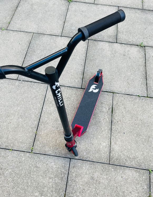 Chilli Scooter 3000 Red / Black | Kaufen auf Ricardo