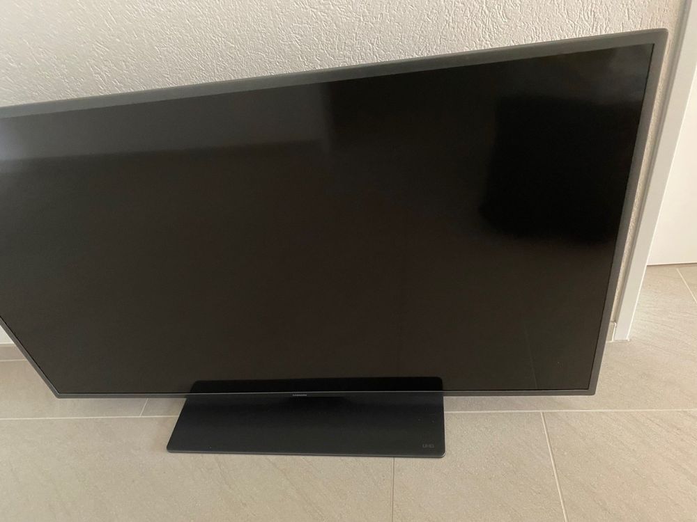 SAMSUNG TV LED UHD 4K 48" | Kaufen auf Ricardo