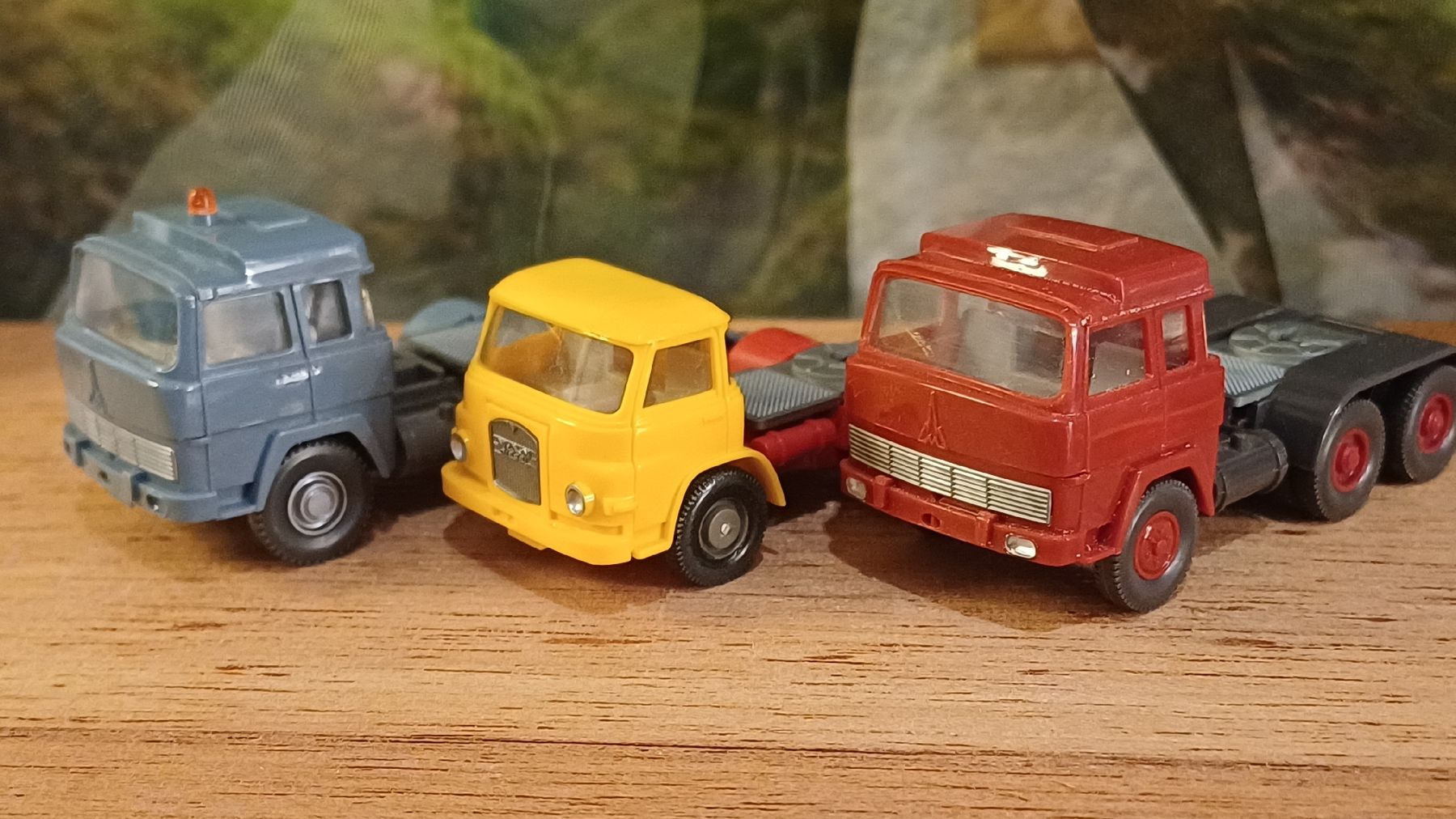 3× Zugmaschinen mit kleinen Mängel (Gebraucht) in Uznach für CHF 11 ...