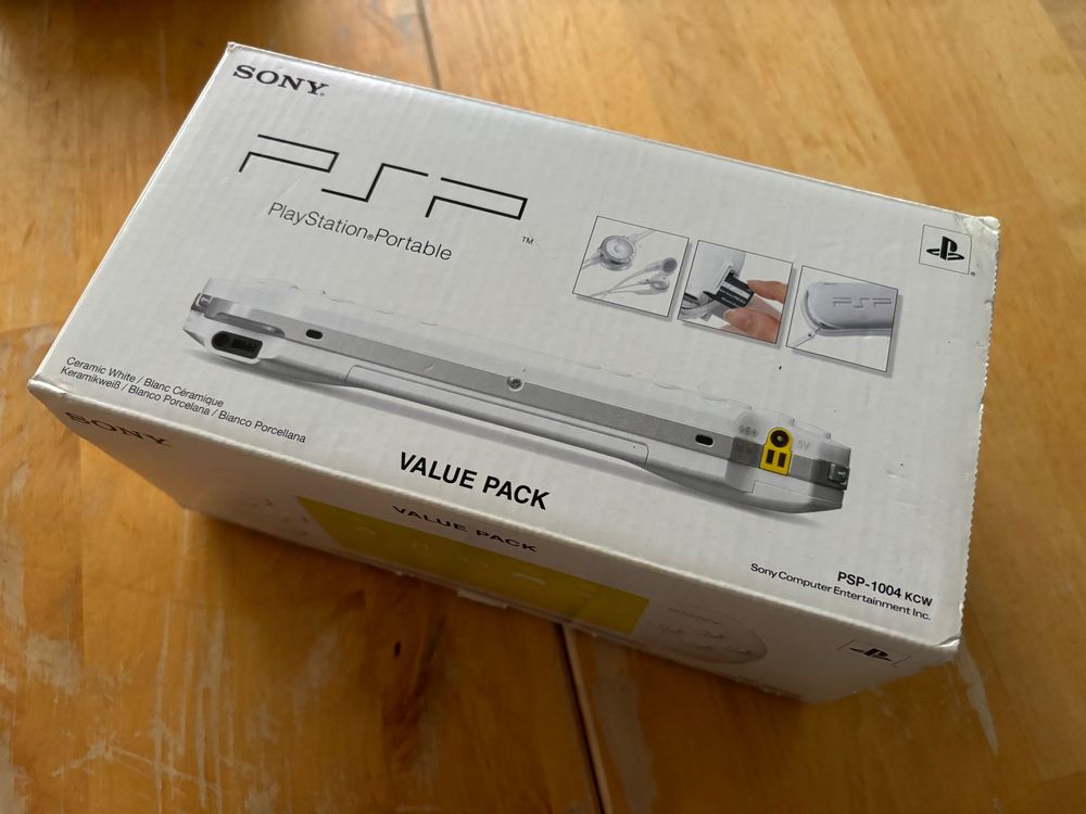 PSP Value Pack (PSP 1004 in Weiss) (Gebraucht) in Frenkendorf für CHF 111.95 – mit Lieferung auf ...