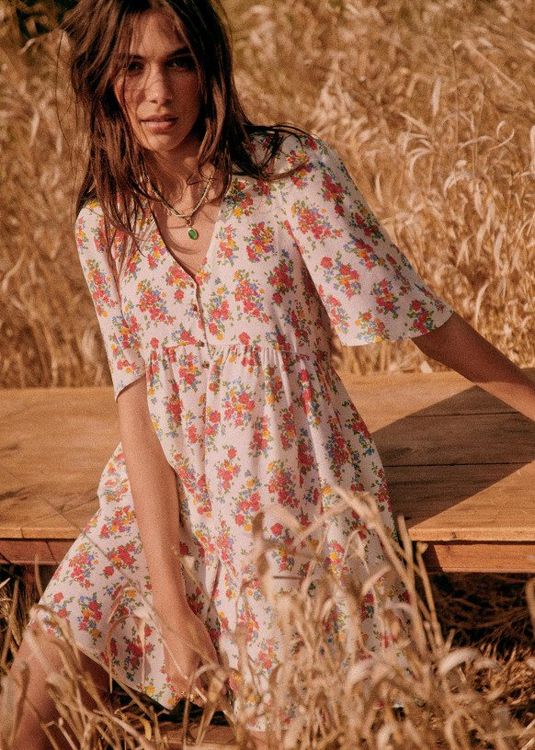 Robe Sezane (Gebraucht) in Nyon für CHF 55 – mit Lieferung auf Ricardo ...