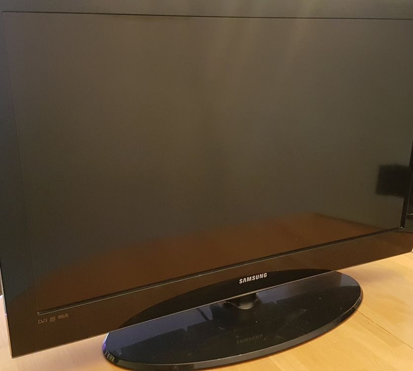 SAMSUNG 37 ZOLL LCD FERNSEHER (Gebraucht) in Ermensee für CHF 30 – nur ...