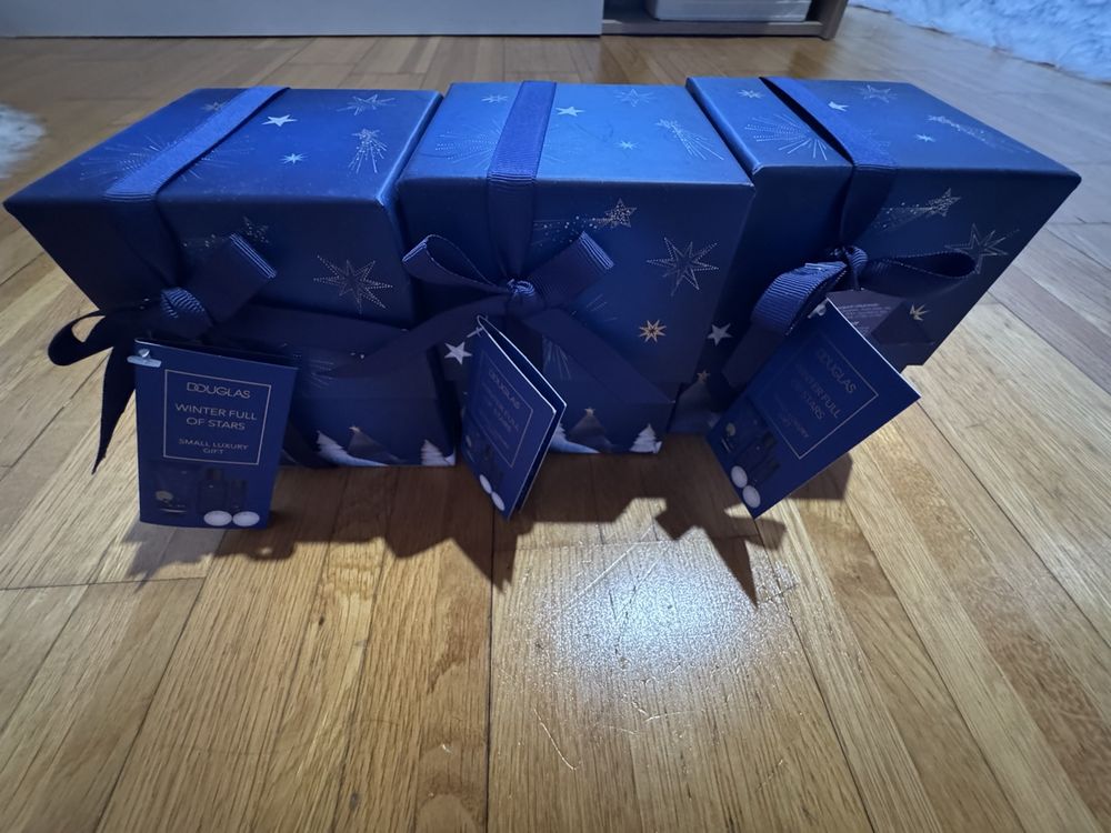 3x Geschenkset von Douglas (Neu und originalverpackt) in Gommiswald für ...