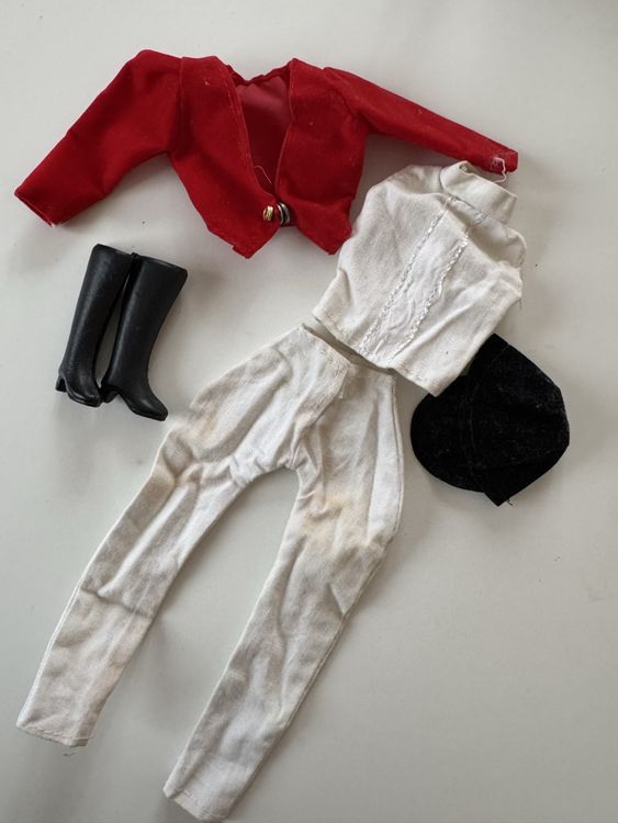 Barbie Reiter-Outfit aus den 80er, mit Stifeln und Hut (Gebraucht) in ...