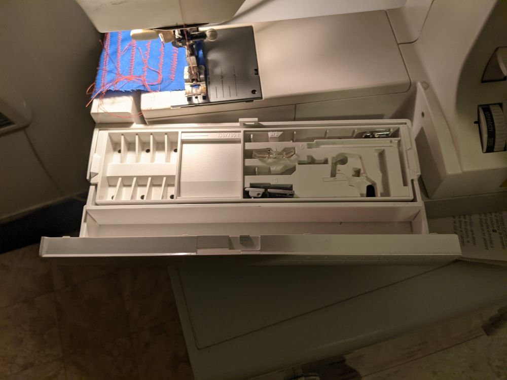 Machine à coudre Pfaff Tiptronic 6232 (Gebraucht) in Neuchâtel für CHF ...