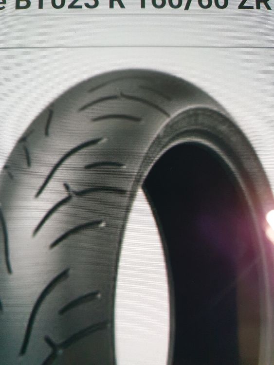 Motorradreifen Bridgestone 160 60 18 70W Battlax (Neu und originalverpackt) in Oey für CHF 85 ...