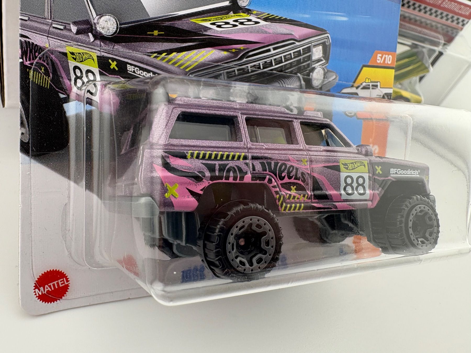 Hot Wheels 1988 Jeep Wagoneer HW Hot Trucks - 2025 - 44/250 (Neu und ...