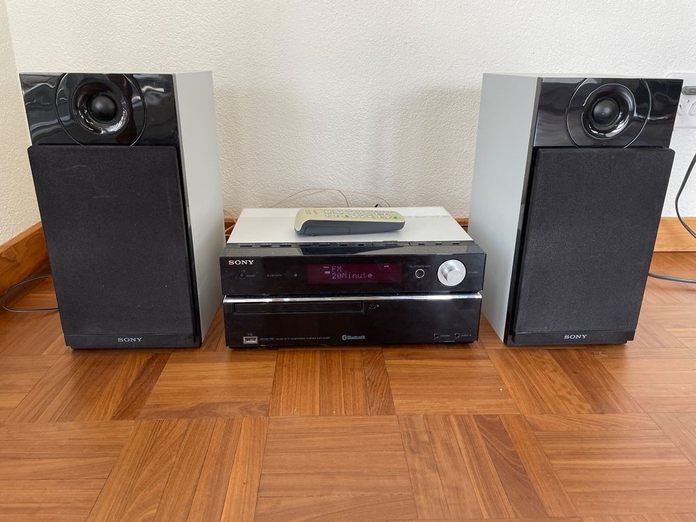 Stereoanlage Sony CMT-HX5BT (Gebraucht) in Zürich für CHF 30 – mit ...