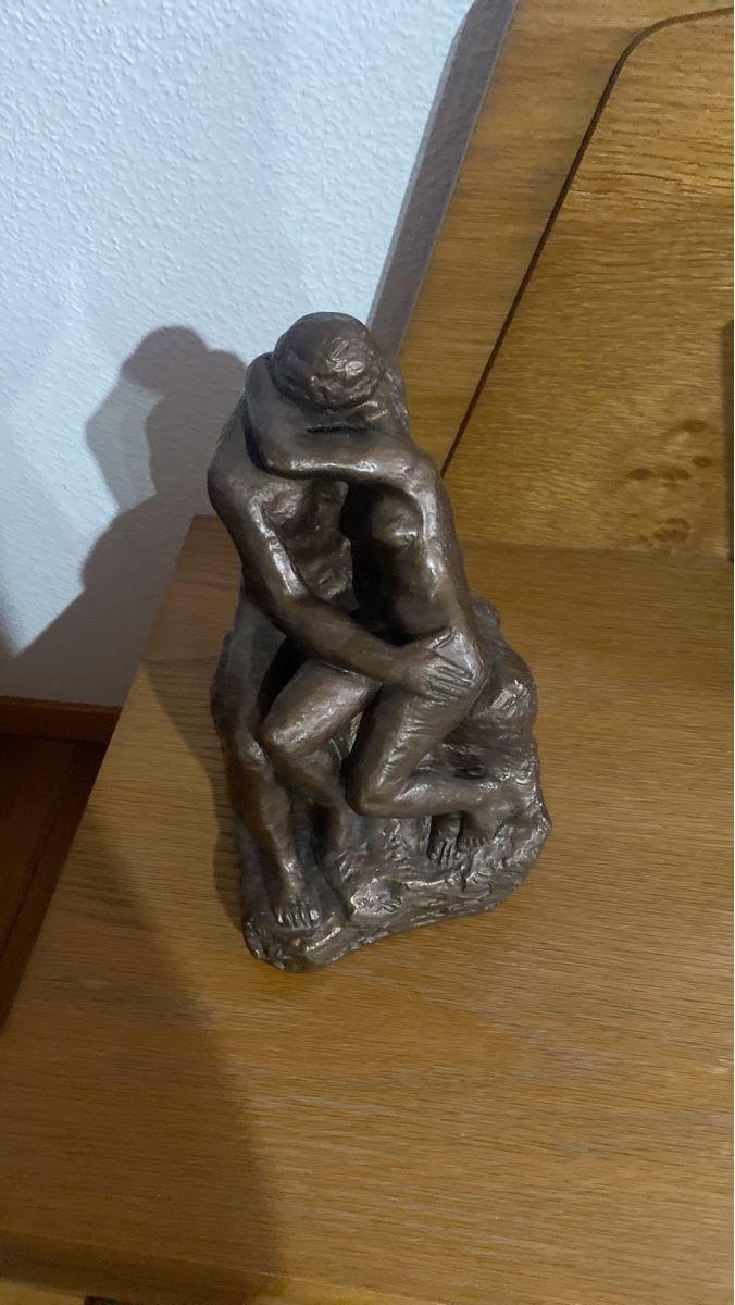 Skulptur "Der Kuss" von Auguste Rodin (Gebraucht) in Stans für CHF 1 ...