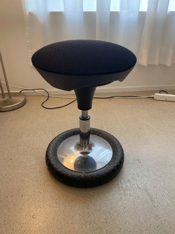 Hocker fuer Praxis oder Büro ( Höhe verstellbar) (Gebraucht) in ...
