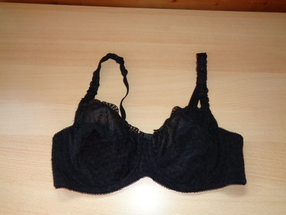 schwarzer BH *** / mit Stäbchen (Gebraucht) in Othmarsingen für CHF 5 ...