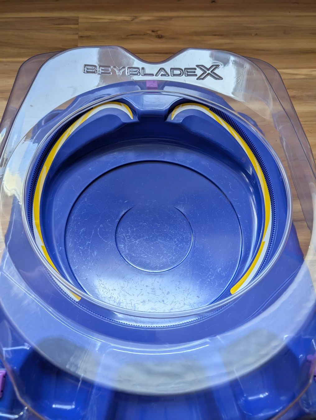 Beyblade x Drop Attack Stadium (Neu (gemäss Beschreibung)) in Pfungen ...