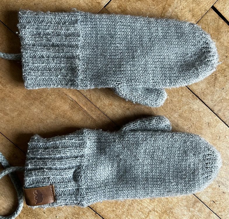 Handschuhen H &MGr. 110/120 (4-6Y) (Gebraucht) in Zürich für CHF 7 – mit Lieferung auf Ricardo ...